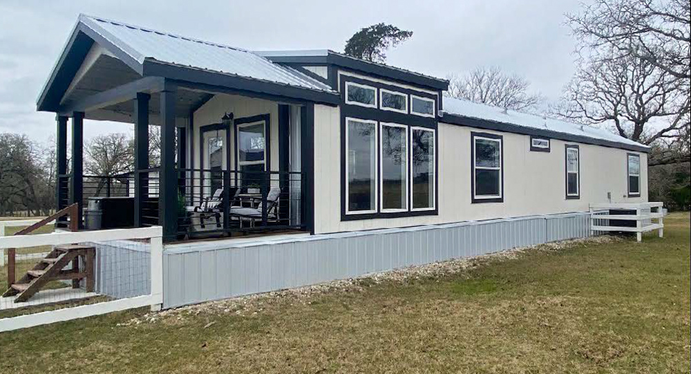 Diamond Series - Champion Homes Center